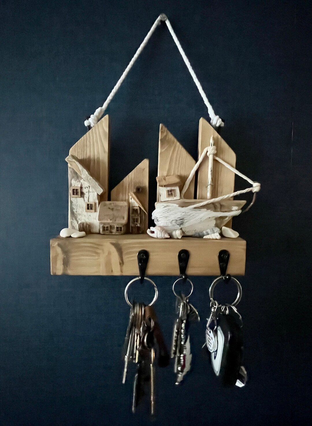 Coastal Cottage Key Rack With Lighthouse – Handmade Wooden Wall Hook ...