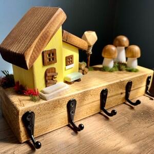 Key Holder for Wall Wooden Houses, Reclaimed Key Hooks, Keys Hangers ...