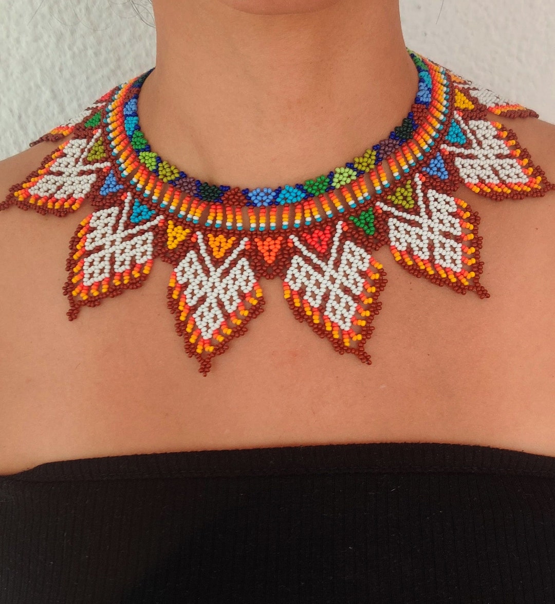 Embera Waira Flower Necklace - Etsy