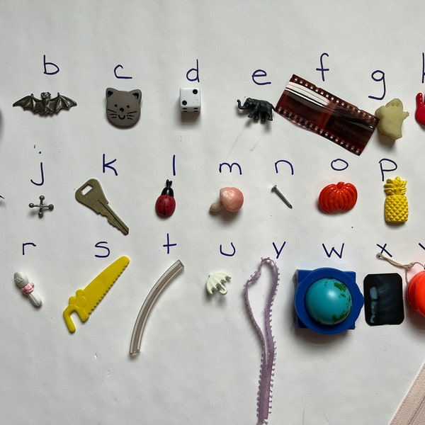Montessori Phonetic Objects - Etsy