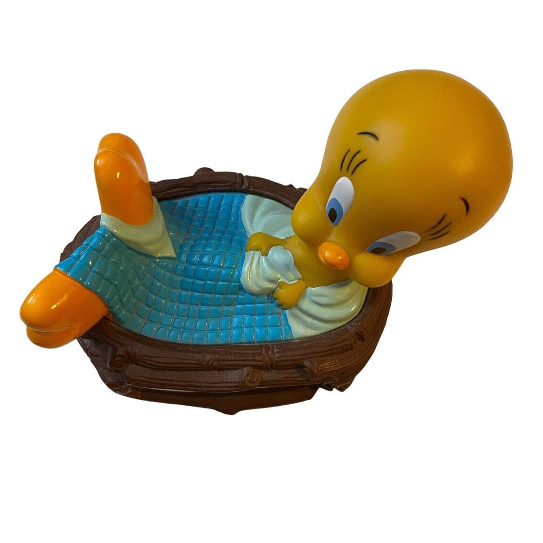 Vintage 1996 Tweety Bird Bed Nest Alarm Clock Westclox Model 32402 ...