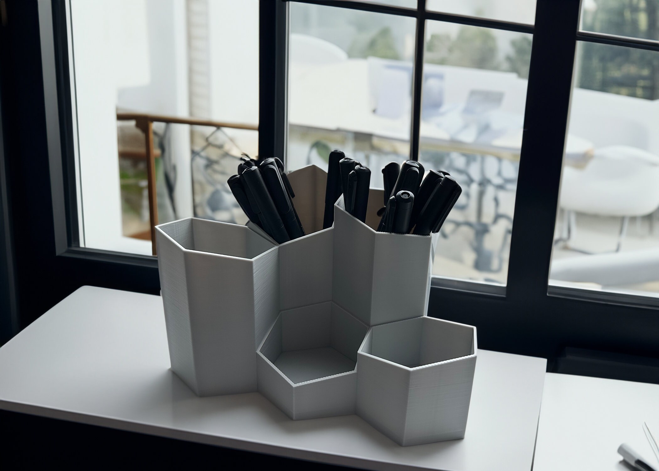 Modern Desktop Pencil Holder, Pen Holder for the Desk, Home Office ...