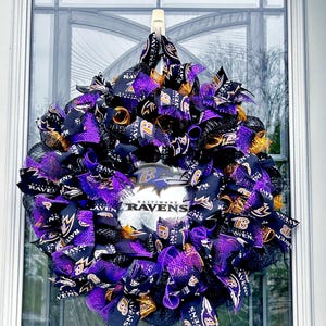 Baltimore Ravens Football Wreath, 23-inch Team Decor, Game Day Front ...