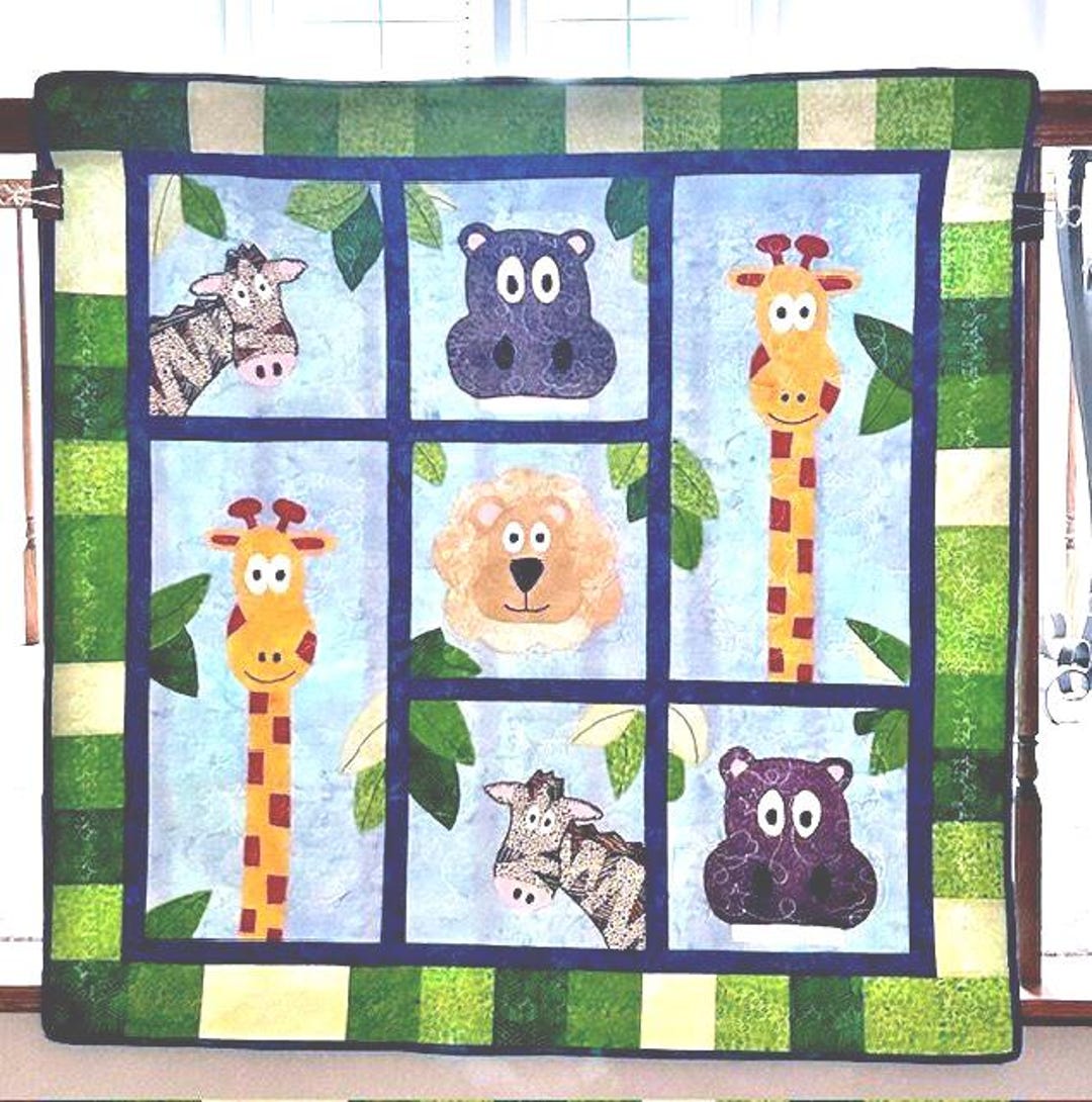 Baby Quilt, Baby Gift, Zoo Animals Baby Quilt, Baby Shower, Handmade ...