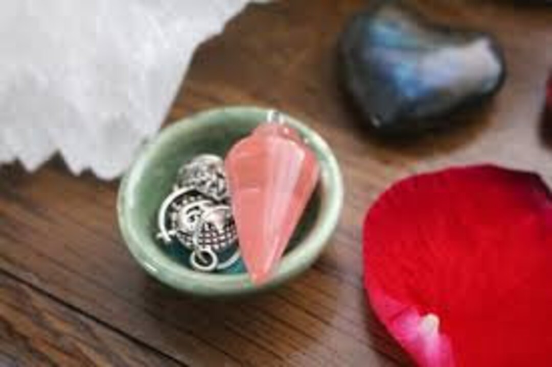 1 HR Do They LOVE Me? Pendulum - Etsy