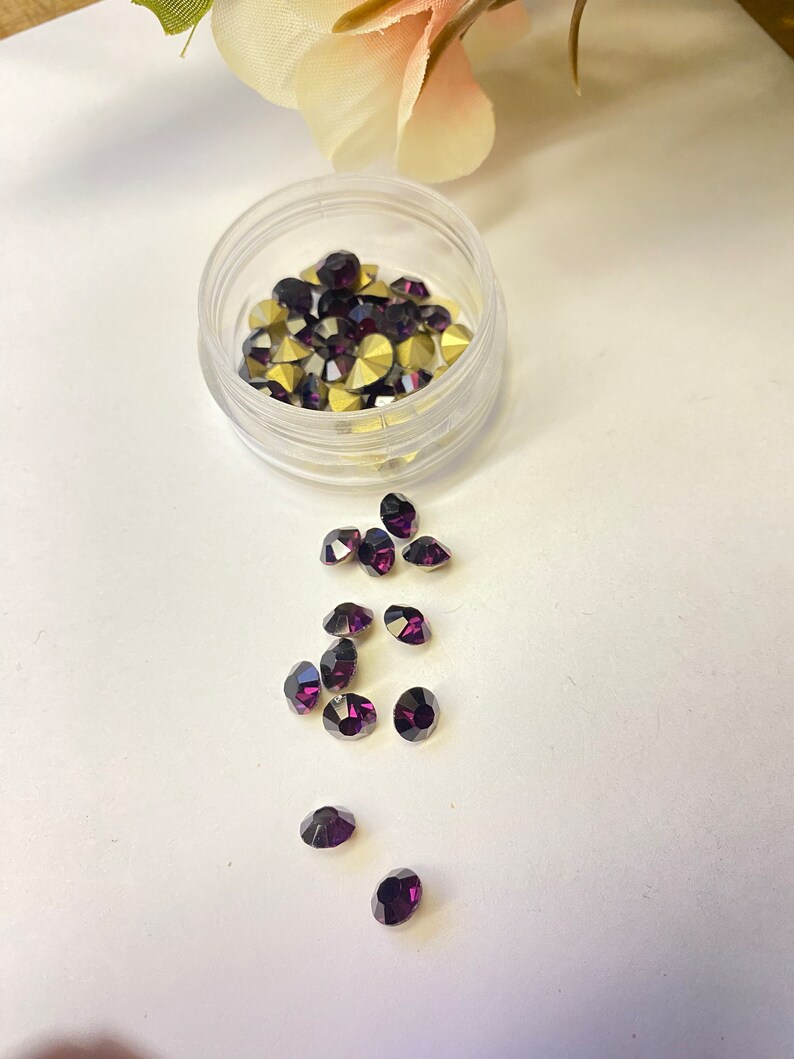 SS 30 Vintage Swarovski Round Crystals, Glass Rhinestones, Chaton ...