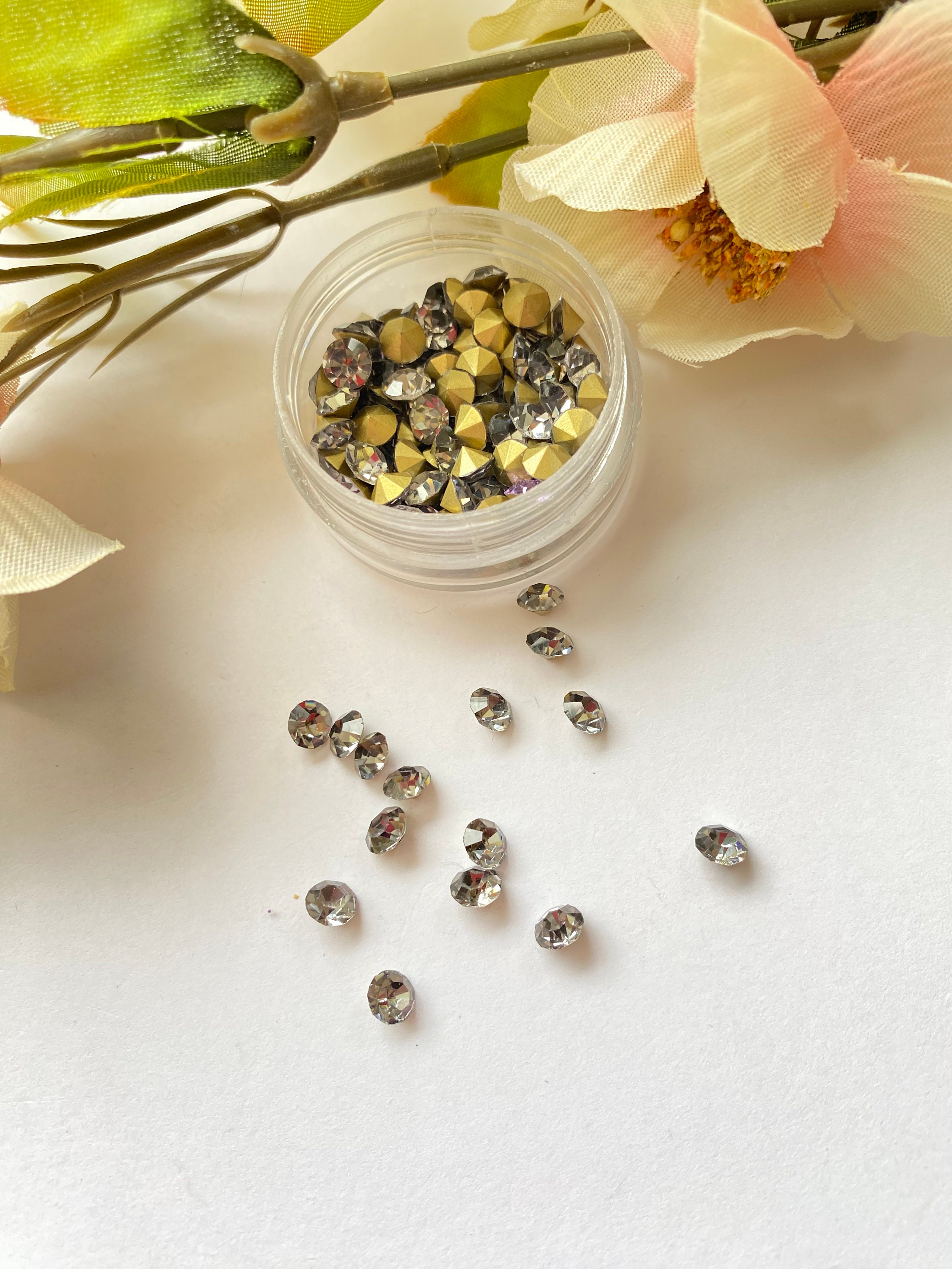 SS 25 Swarovski Round Crystals, Rhinestones, Vintage Crystals, SS 25 ...