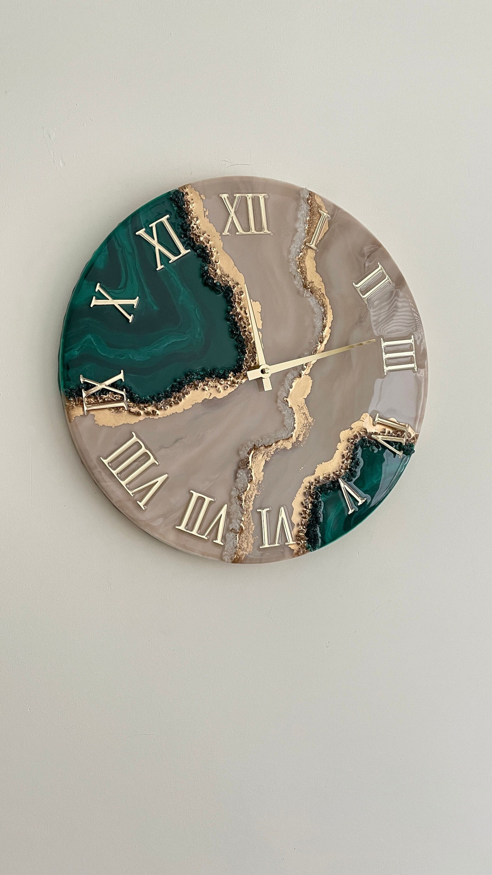 Epoxy Resin Clocks, Handmade, Home Decor, Present for Home - Etsy