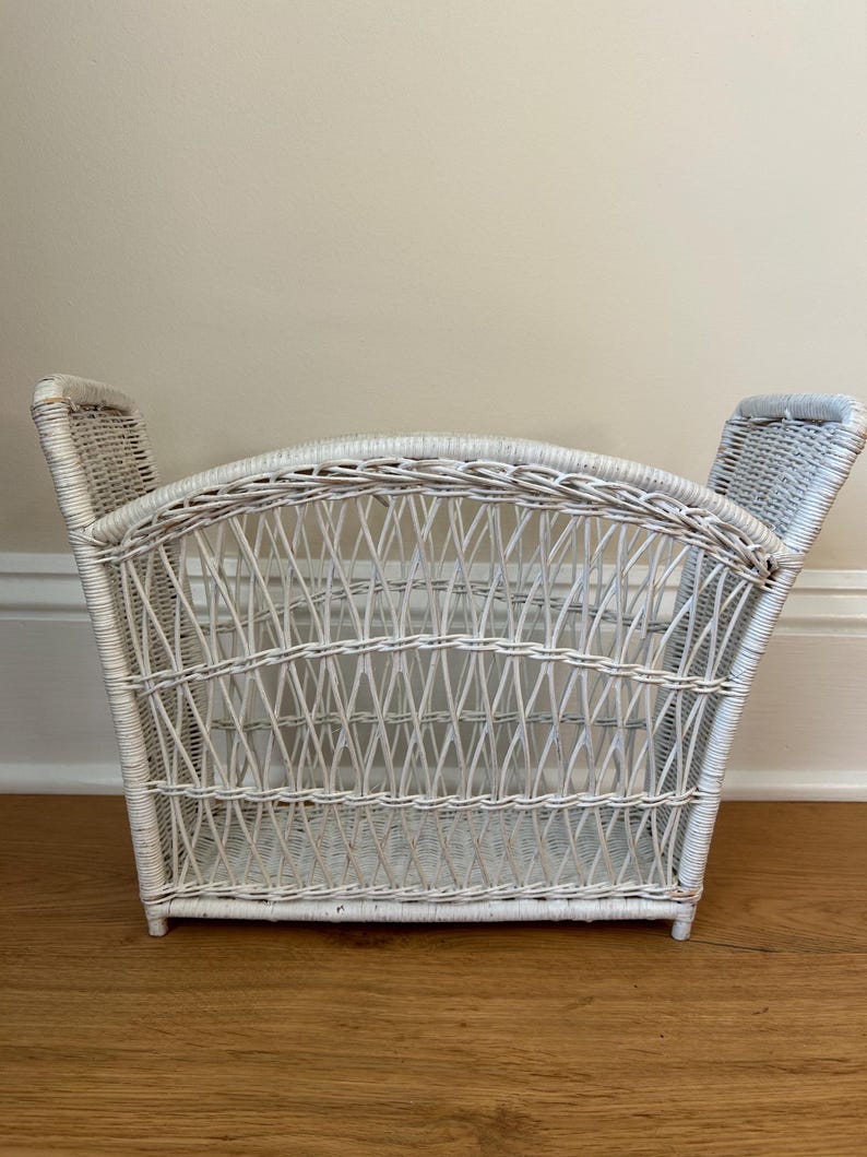 Vintage Wicker Magazine Rack Holder Boho - Etsy