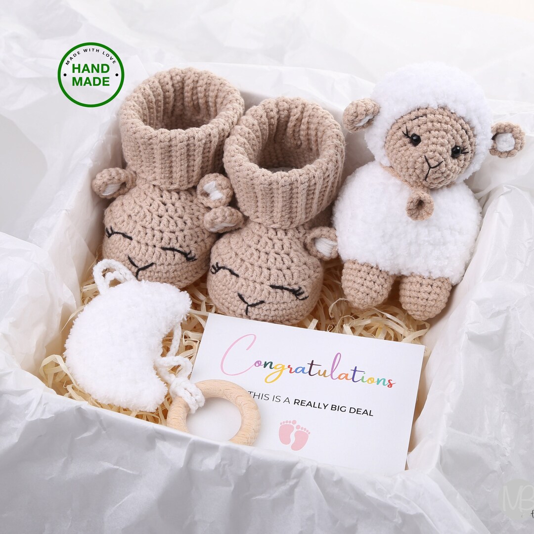 Gender Reveal Gift Expecting Mom Gifts Baby Shower Gift Girl Boy Booties Box New Baby Idea ...