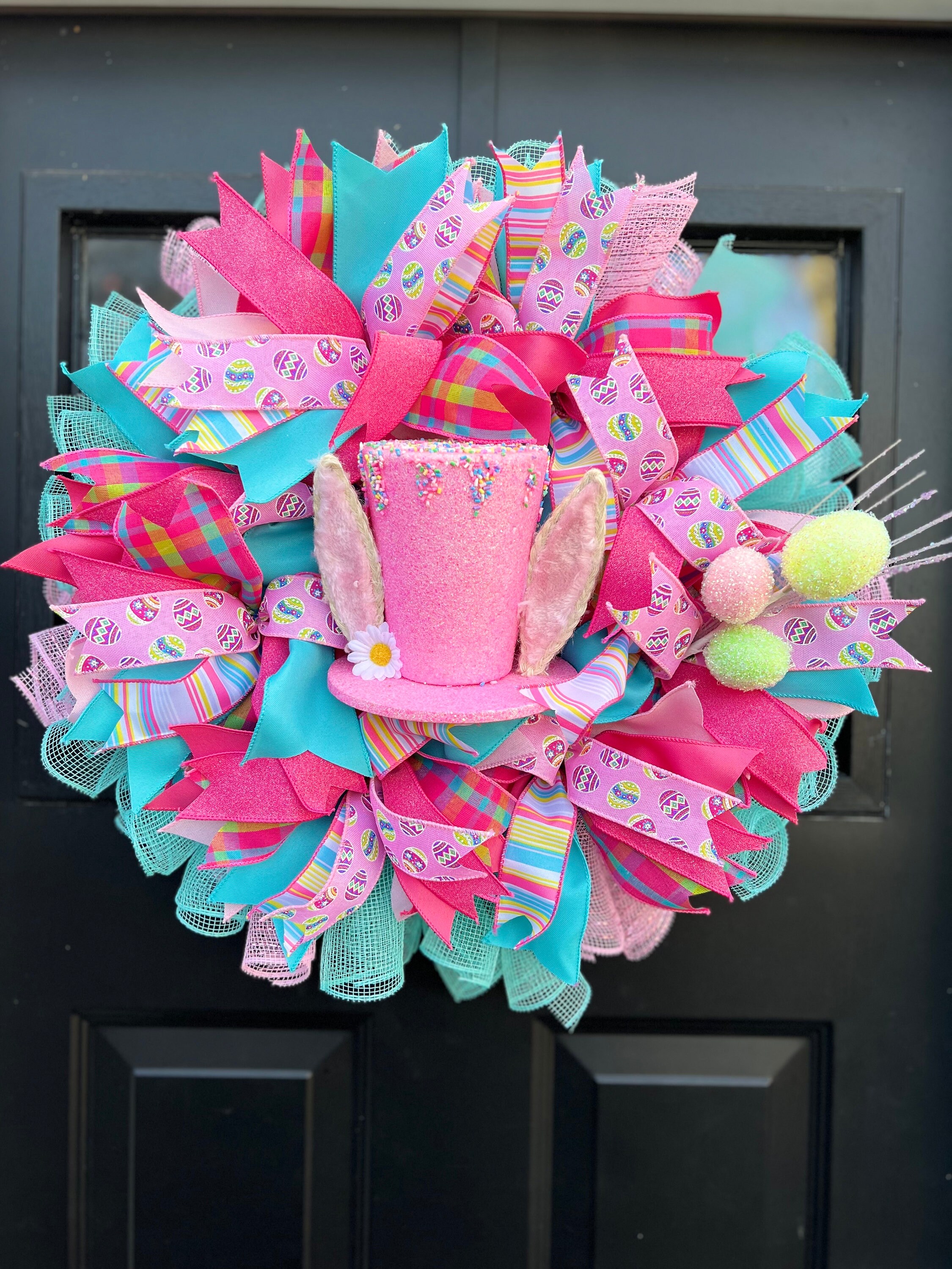 A Top Hat Bunny Easter Wreath - Etsy