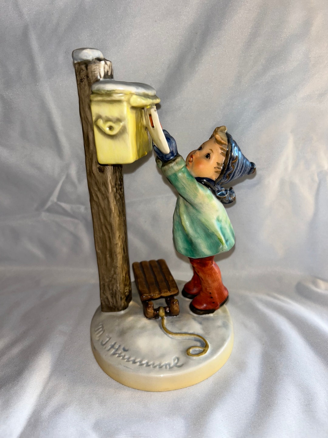 Hummel Goebel “A Letter to Santa Clause” Figurine - Etsy