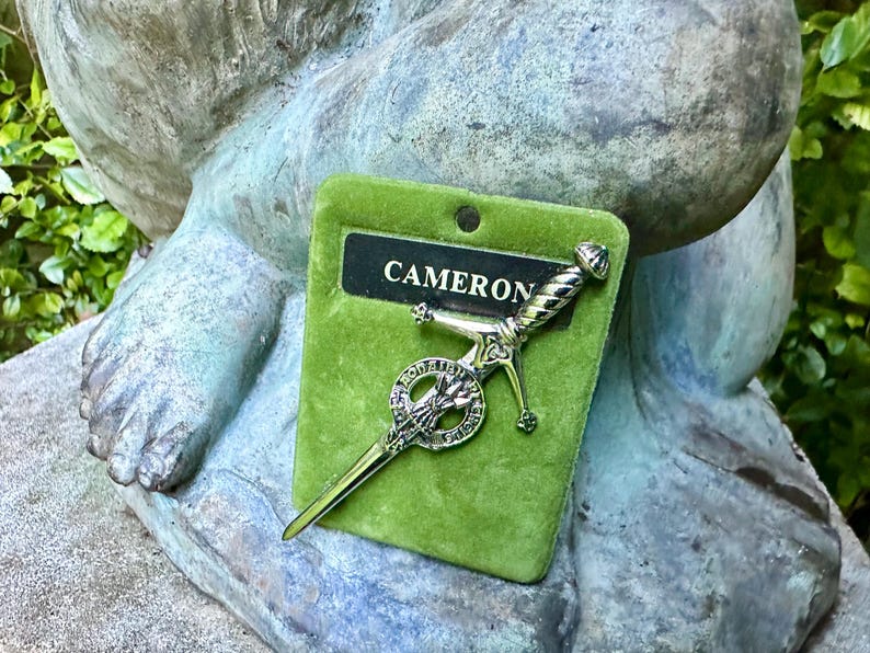 Cameron Scottish Clan Crest Badge or Kilt Pin - Etsy