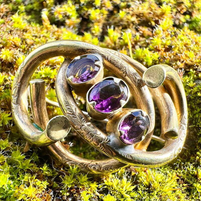 Pinchbeck Brooch - Etsy