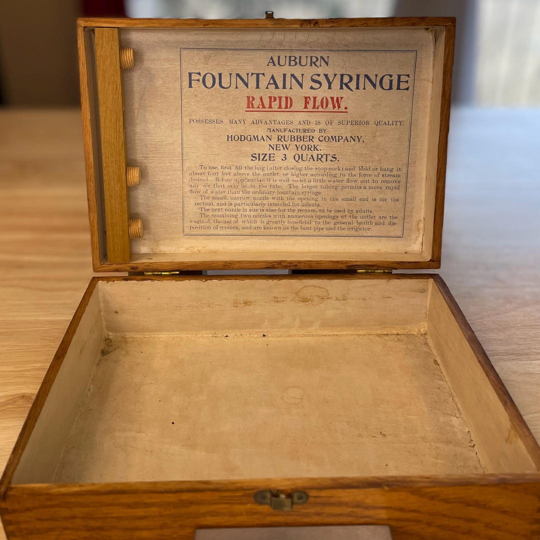 Vintage Auburn Wooden Fountain Syringe Box | Antique Hydrotherapy ...