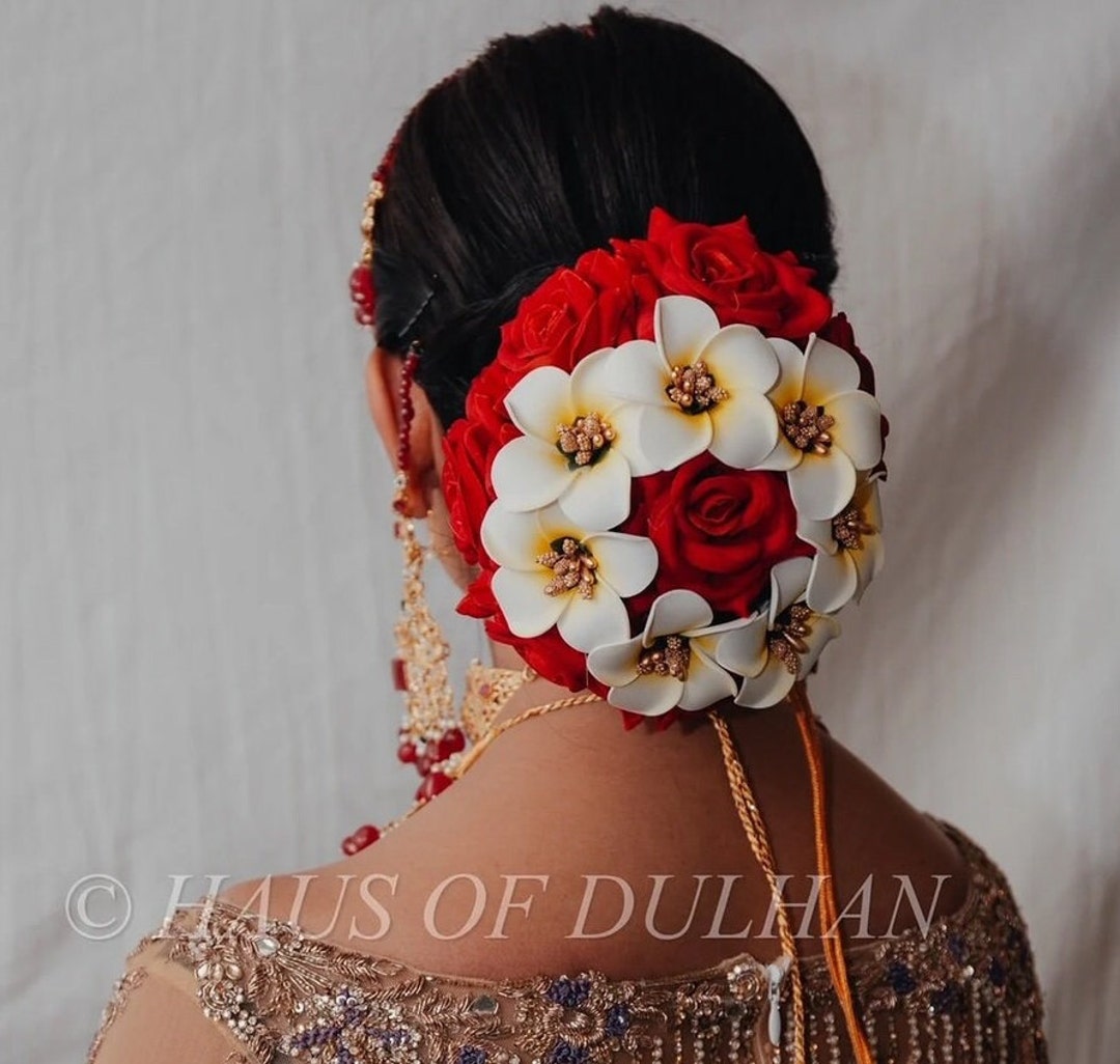 Rose & Lilly Gajra Bun - Etsy