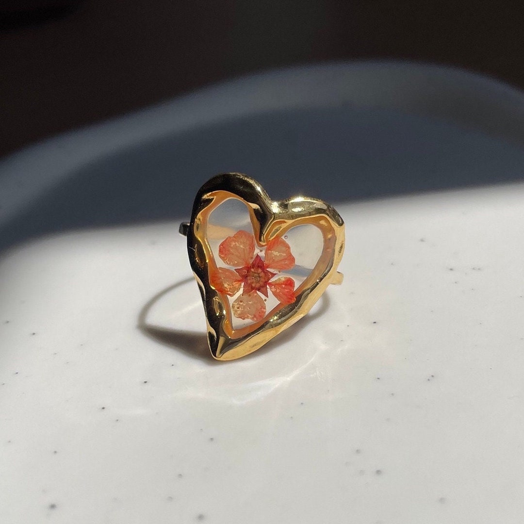 Heart Shape Hibiscus Pressed Flower Ring, Heart Flower Ring - Etsy