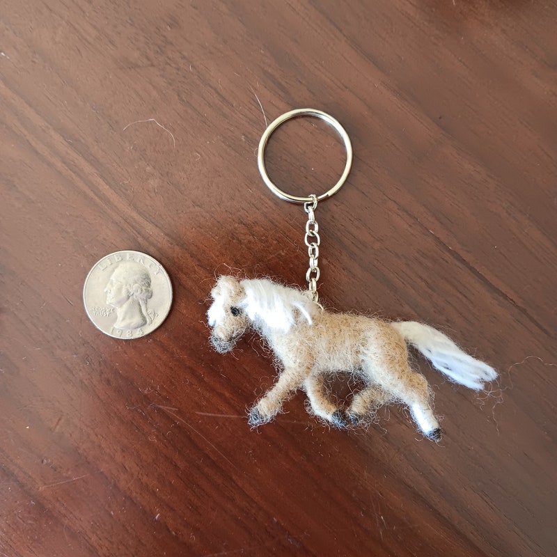 Horse Keychain - Etsy