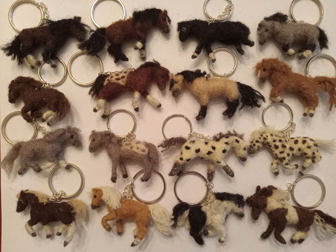 Custom Felted Horse Keychain - Etsy