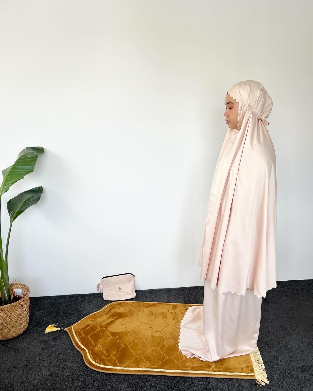 Woman Prayer Clothes Set With Skirt - Satin Silky - Hijab Online ...