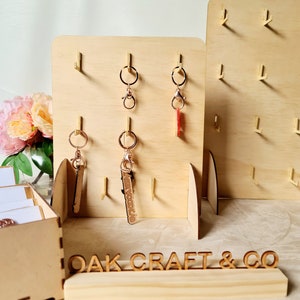 Keychain Display | Hook Display Board | Keyring Stand | Keyring Display ...