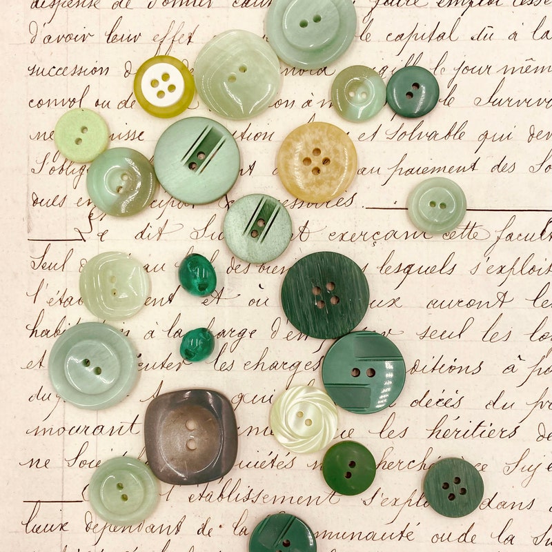 Retro Buttons - Etsy