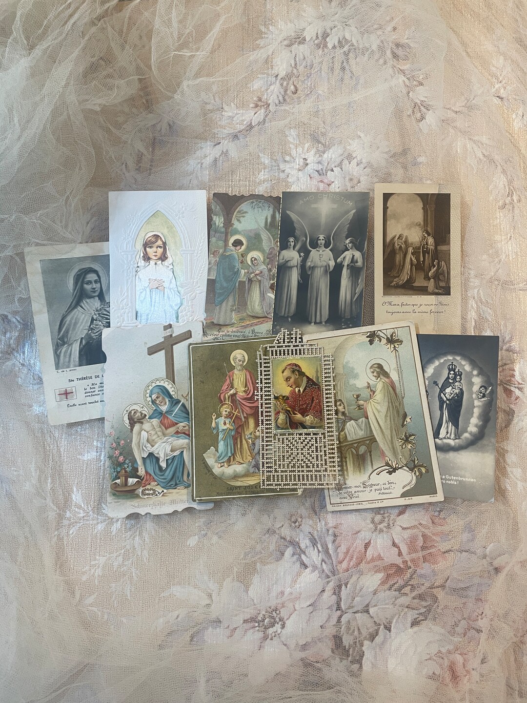 10 Antique Ephemera Communion Paper Souvenir. Mid 20th Century. Pious ...