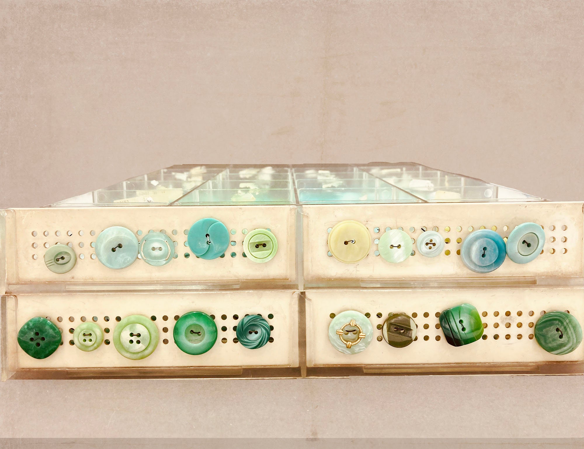 Vintage Buttons Set. 1950s Emerald Plastic Buttons in Retro Style for ...