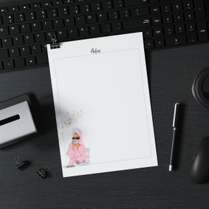 Printable Note Pages With Elegant Designs Fashion Girl Note Taking ...