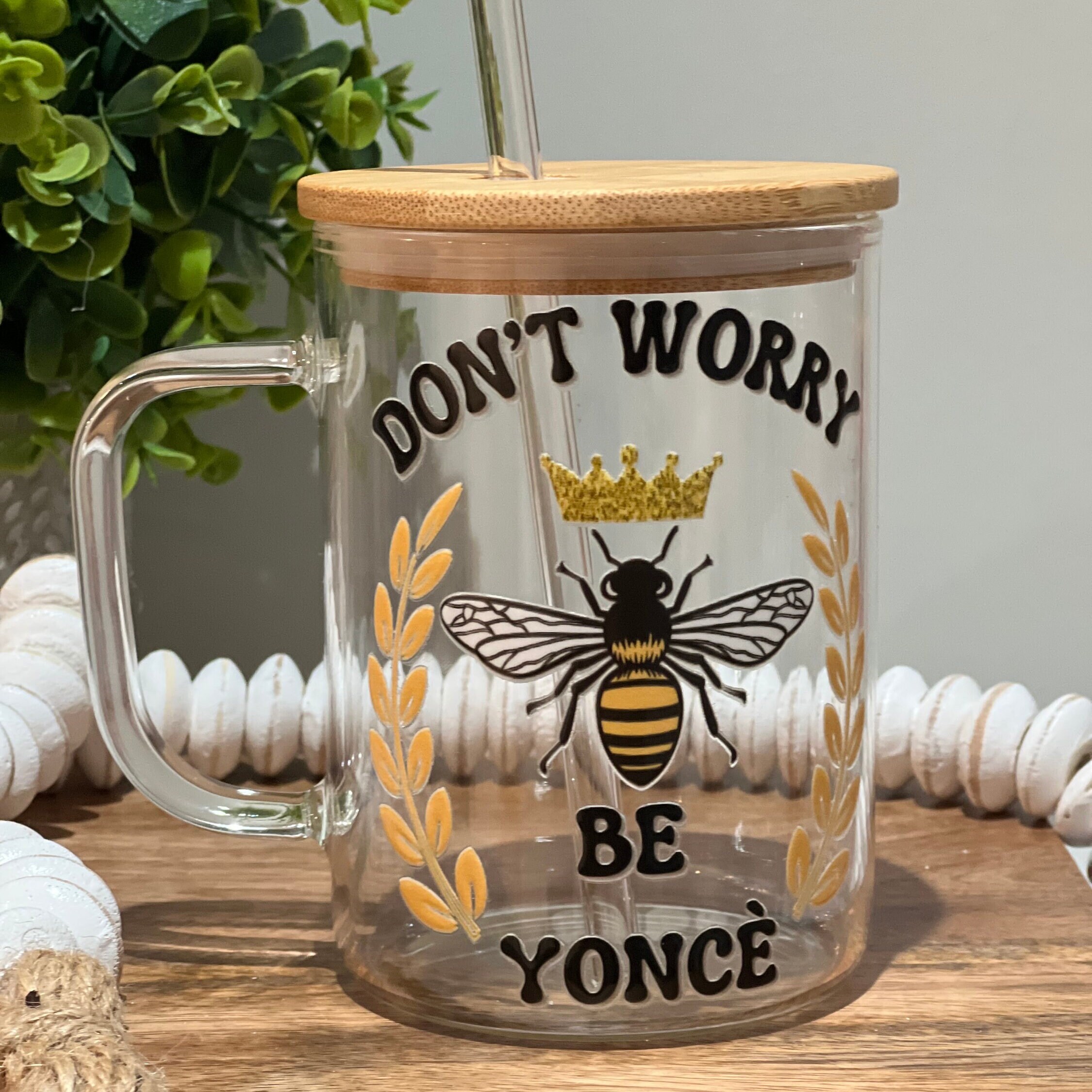 Dont Worry Be Yonce Mug Beehive Fan Queen Bee Gift for Her Music Fan ...