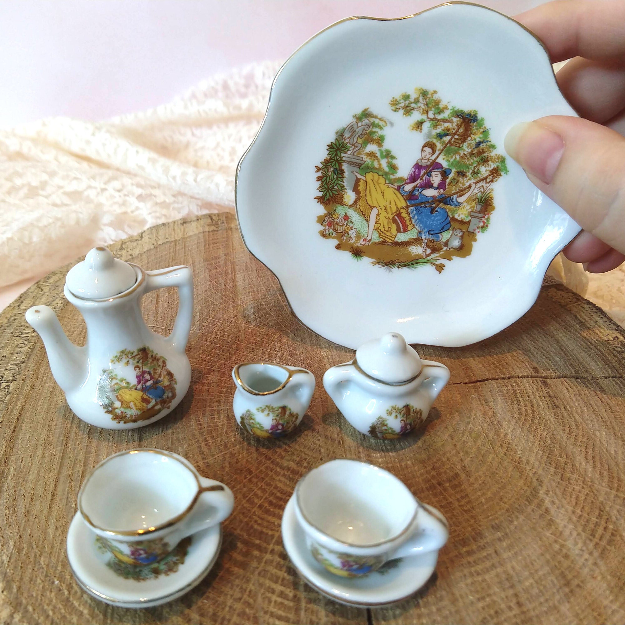 Vintage Dollhouse Miniature Tea Set, 10 Piece Set, Gold Trimmed ...
