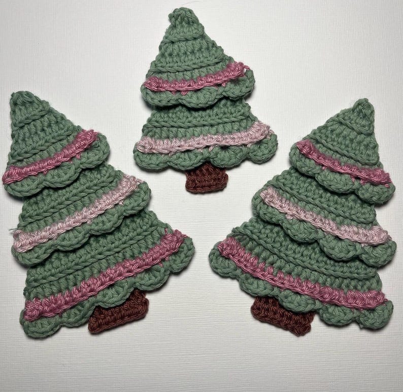 CROCHET PATTERN: Layered Christmas Tinsel Tree Garland Hanging ...