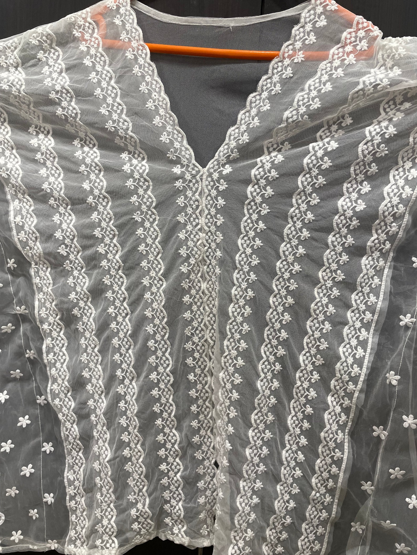 Chikankari Lucknow White Net Embroidered Kaaftaan Style Beachwear Tunic ...