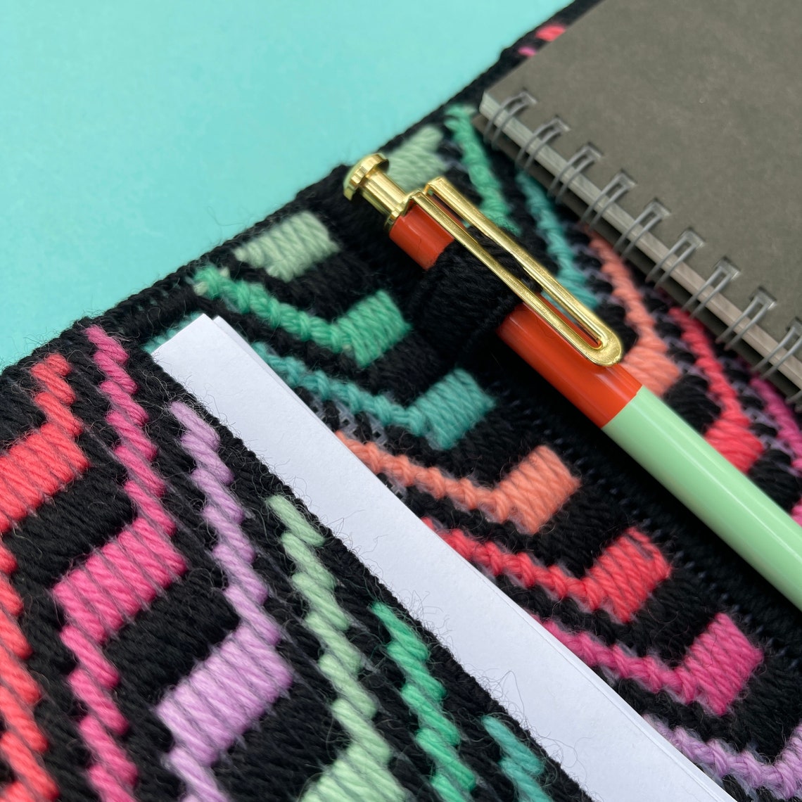DIGITAL PATTERN: "manic Monday" Bargello Notepad Portfolio - Bargello Plastic Canvas Needlepoint ...