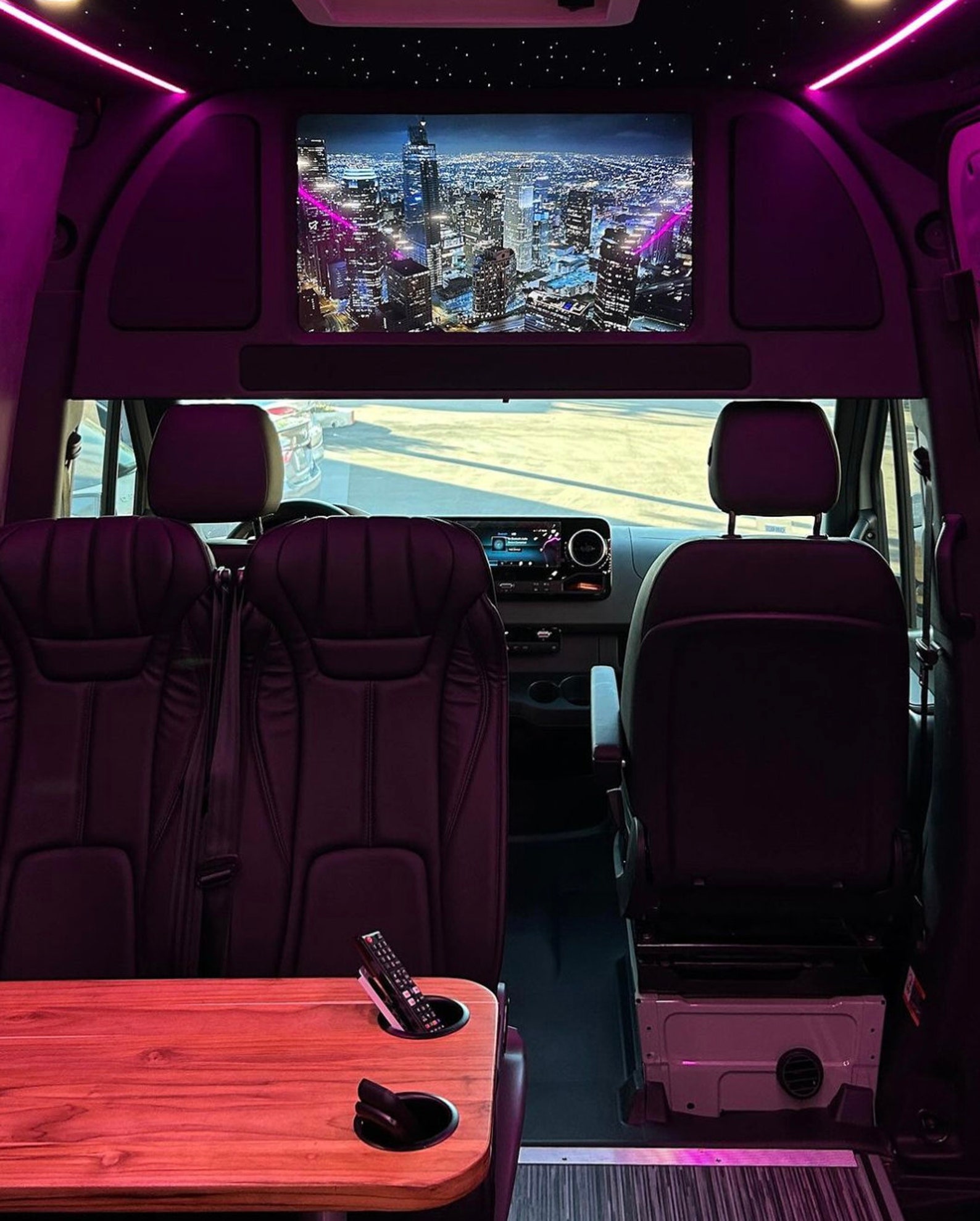 MBZ Sprinter 32" Vanvision Tv/media Console Bracket/mount - Etsy