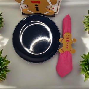 Gingerbread Man Napkin Holder & Napkin Rings Festive Holiday Table ...