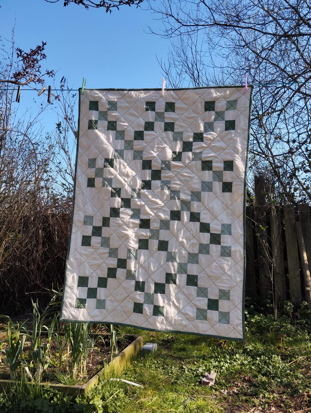 Traditional Irish Chain Quilt: Ivy - Etsy