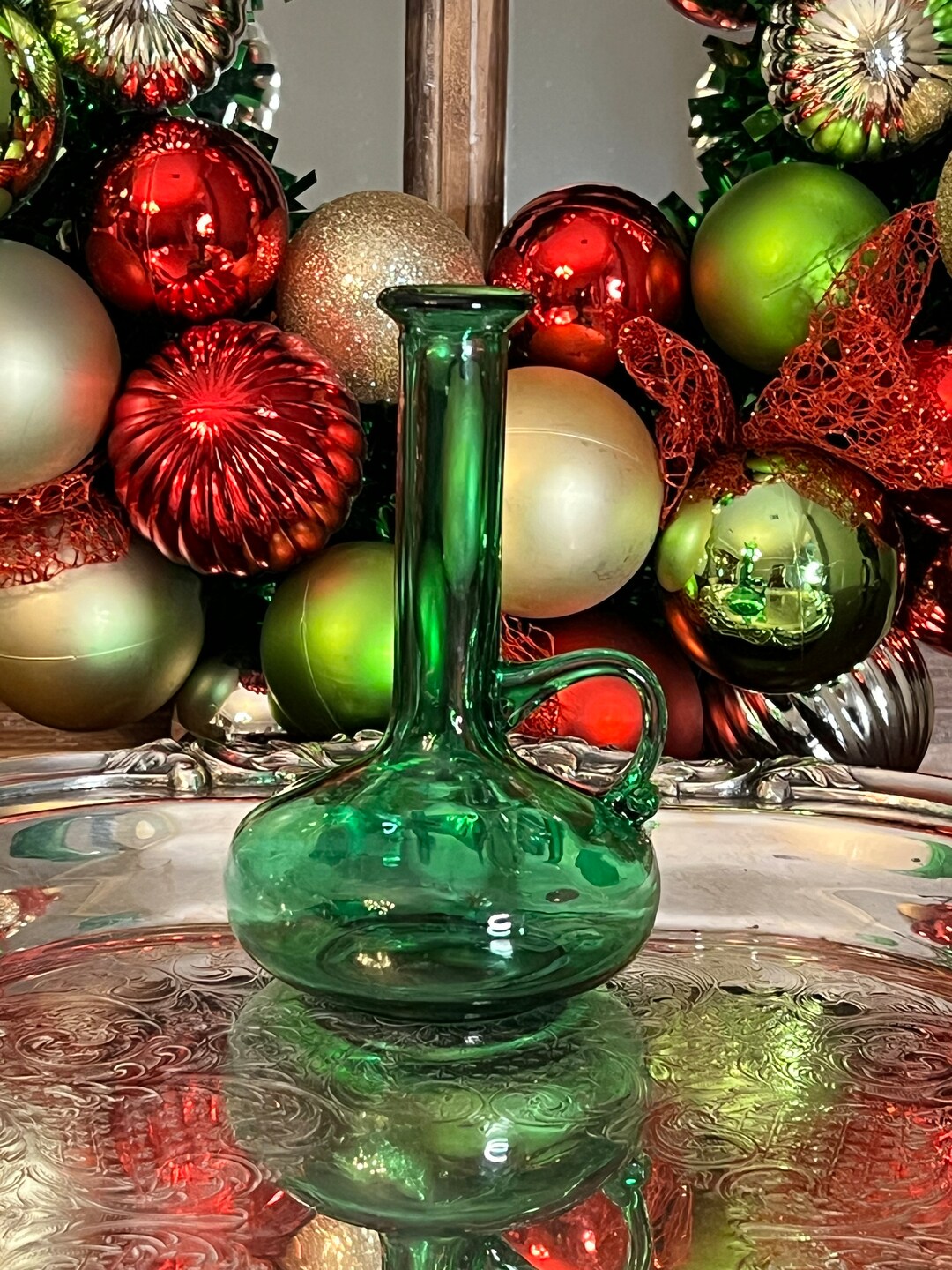 Vintage Emerald Green Glass Bud Vase Chamber Bud Vase Green Blown Glass Etsy