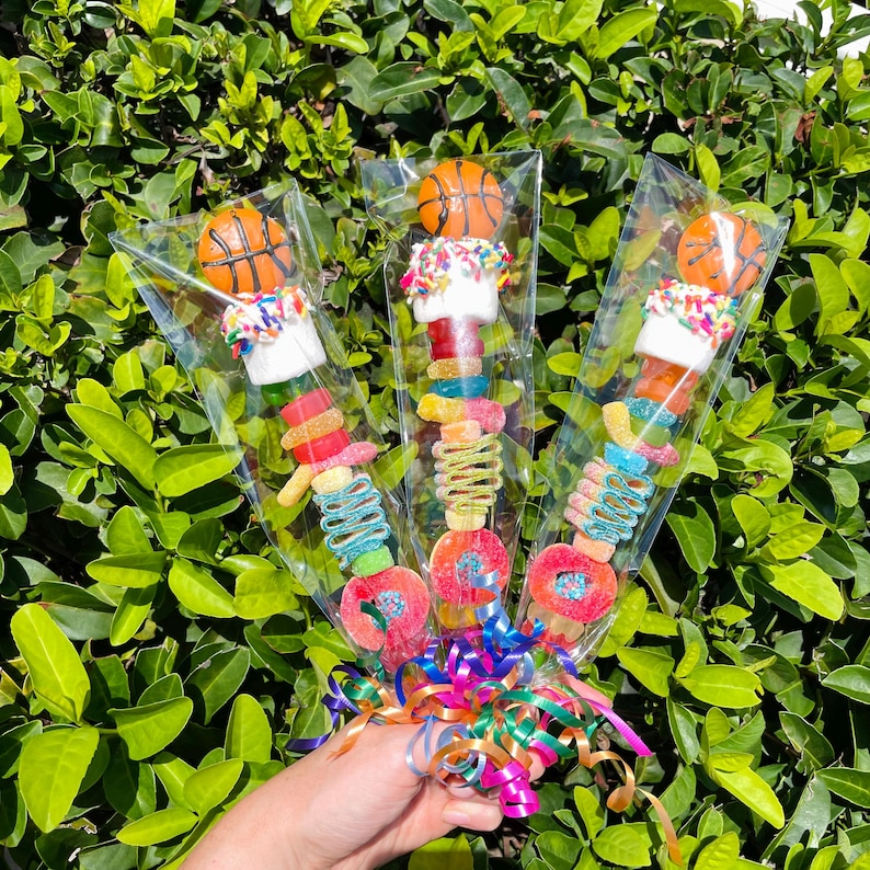 10+ SPORTS Candy Kabobs! Personalized Party Favors, Sports Party Favors ...