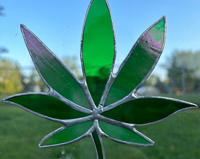 Marijuana Leaf Stained Glass Pattern PDF Digital File - Etsy Canada