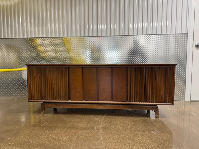 1960s MCM Stereo Console - Etsy