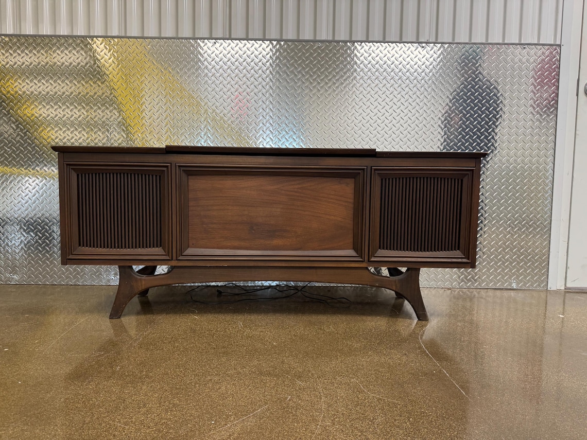 1960’s MCM Stereo Console - Etsy