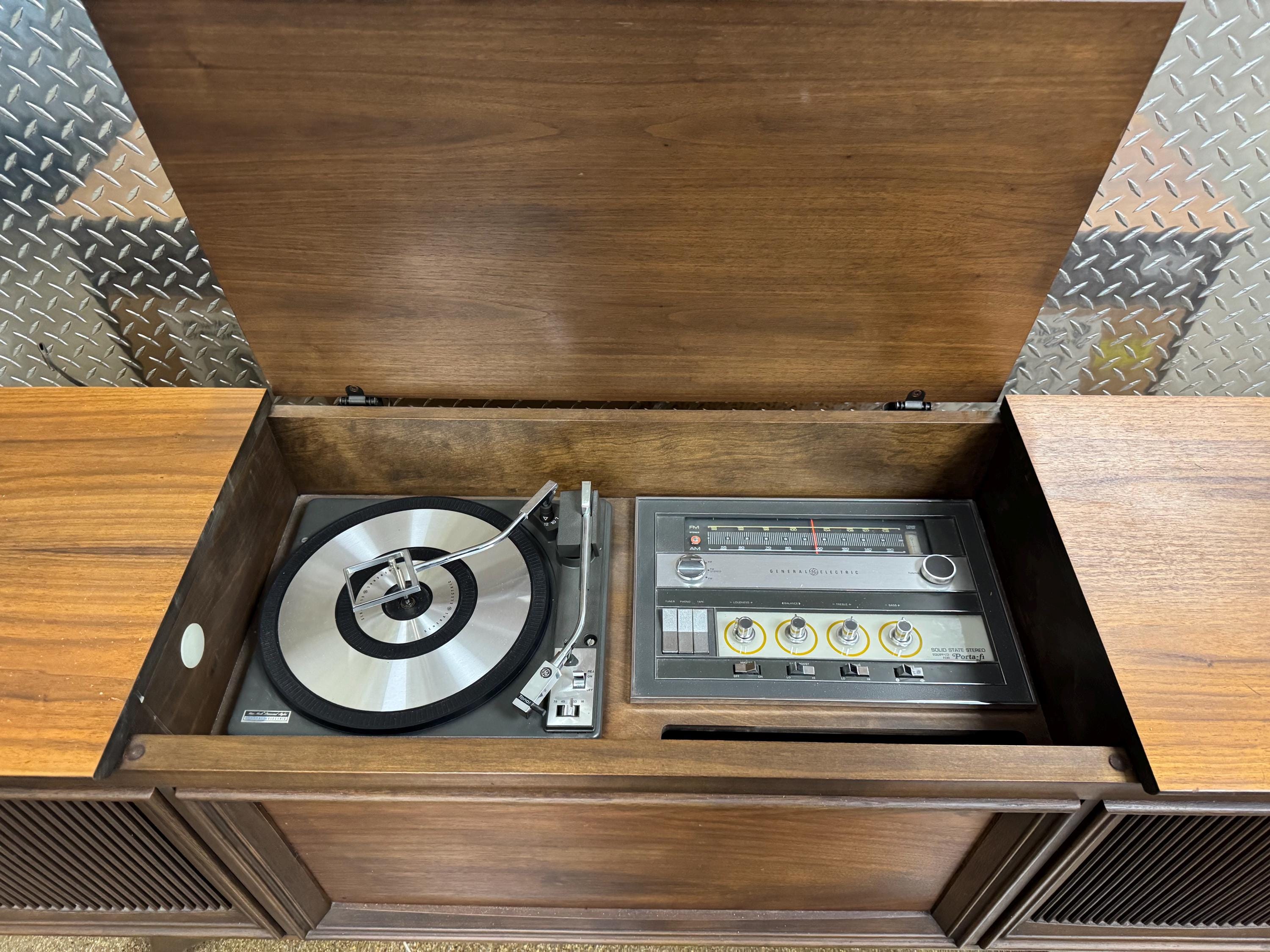 1960’s MCM Stereo Console - Etsy