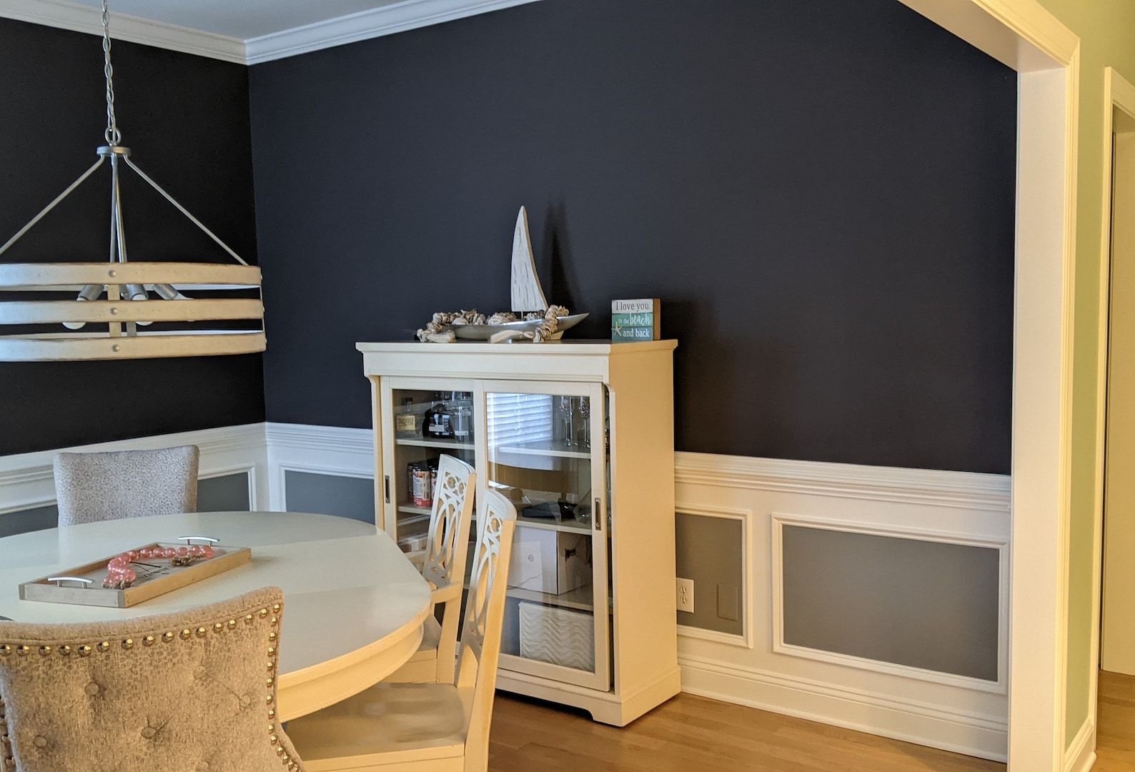Calm Airy Modern Coastal Paint Color Palette Benjamin Moore Beach House ...