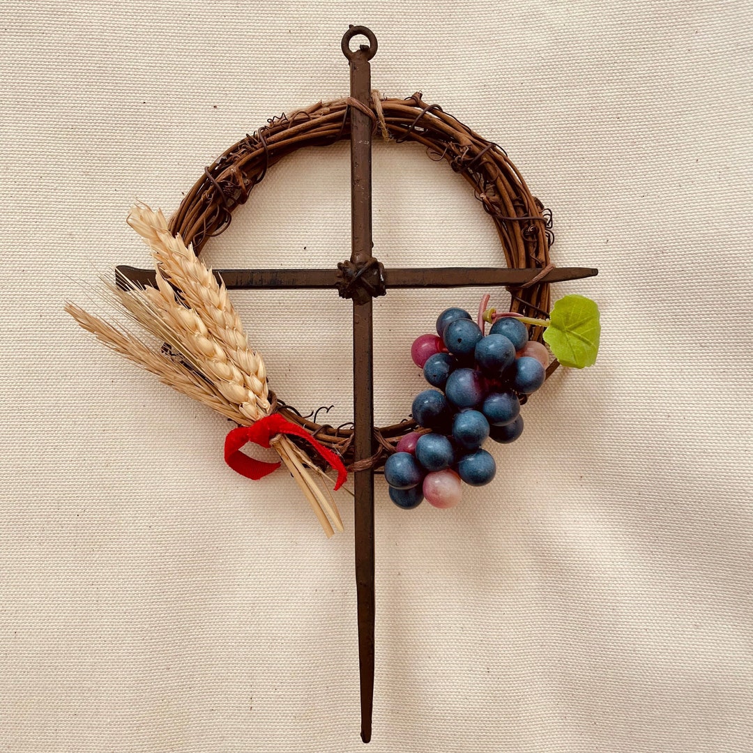 Eucharist Lent Holy Thursday Last Supper Medium Nail Cross Wreath ...