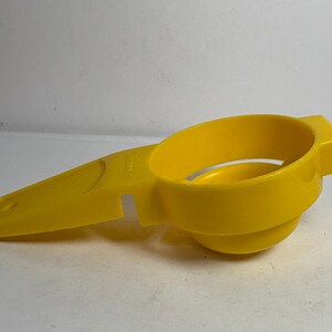 Vintage Tupperware Yolk and Egg White Separator Kitchen Gadget in ...