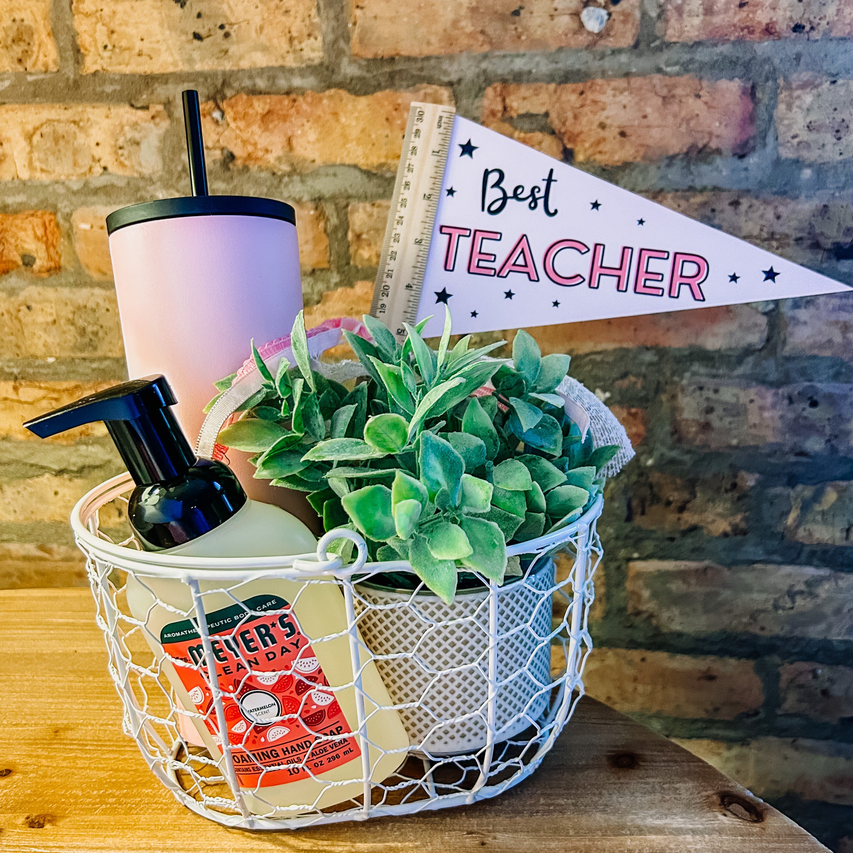 Teacher Gift Printable Bundle // Best Teacher Pennant Flag //instant ...