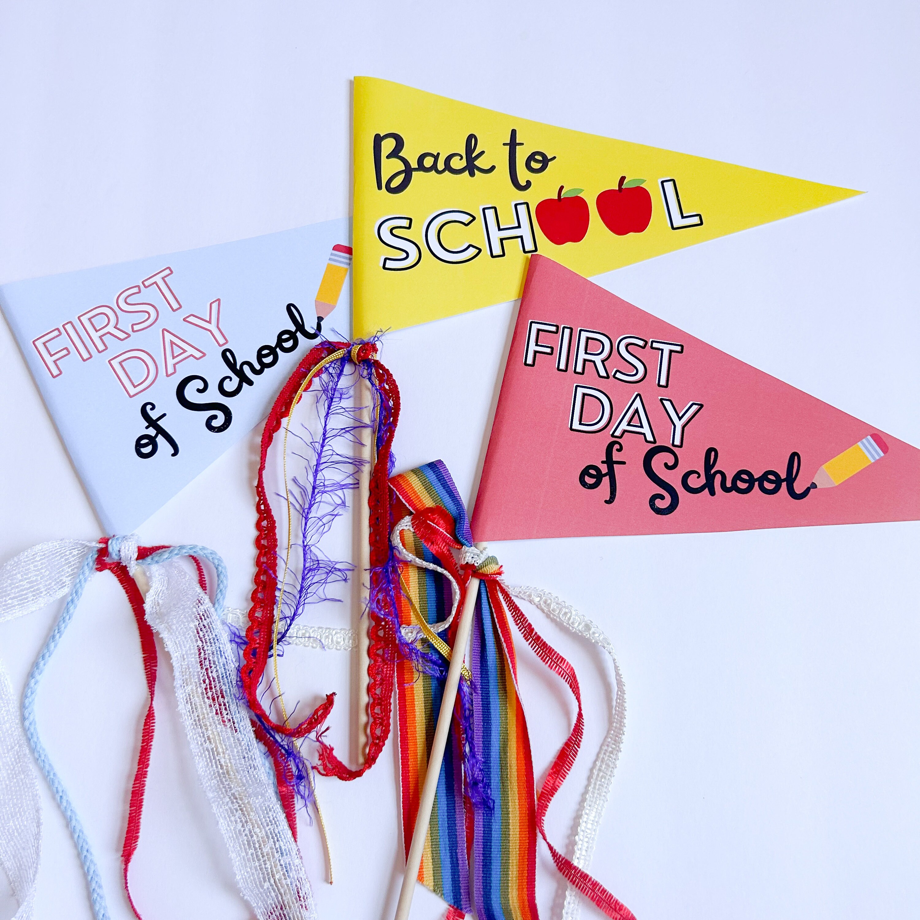 First Day of School Pennant Printable Flags // Back to School Photo ...