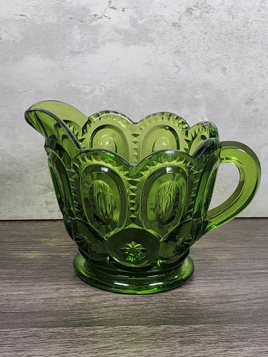 Vintage L E Smith Green Glass Moon and Stars Creamer - Etsy
