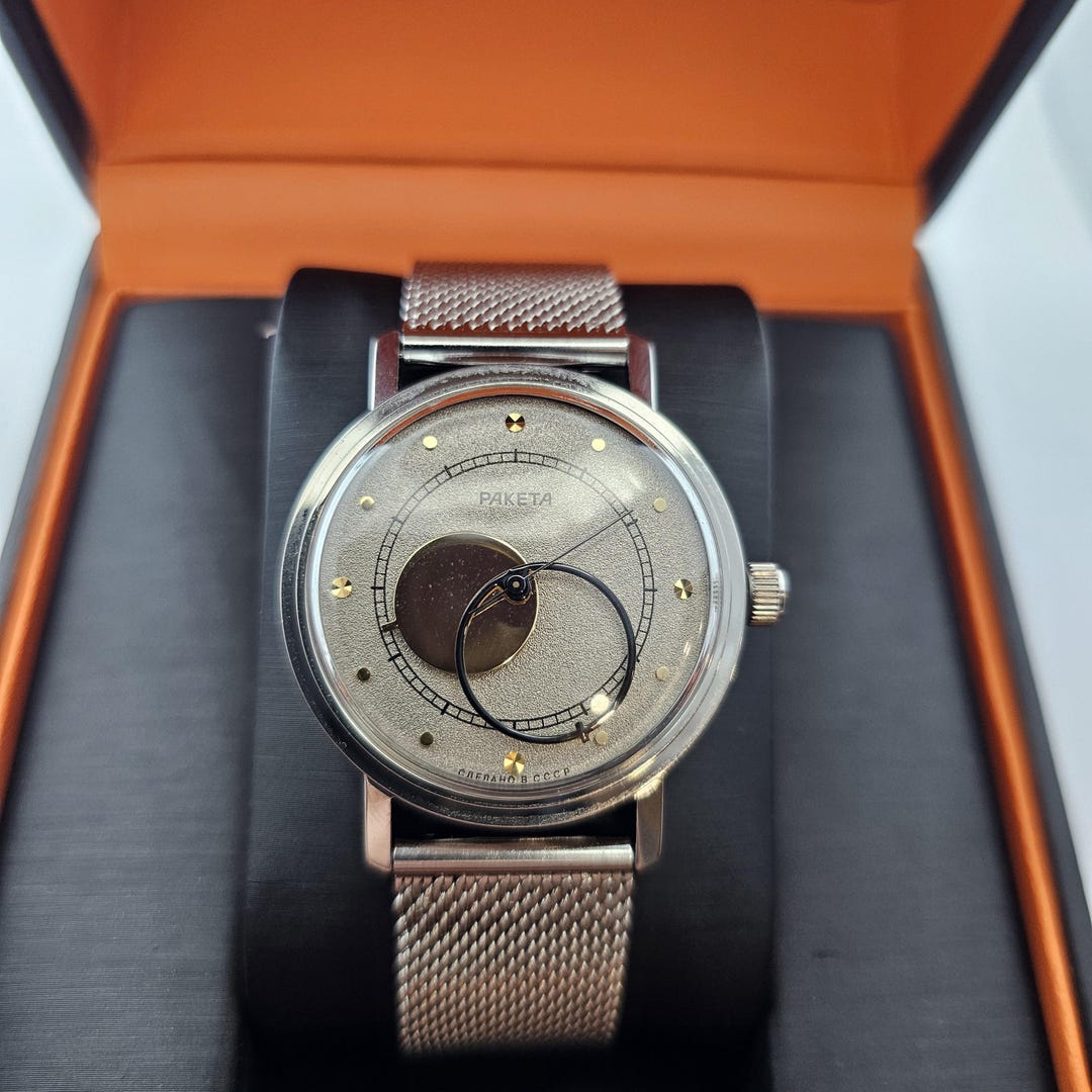 Vintage Raketa Copernicus Mechanical Watch: USSR Moon & Sun Wristwatch - Etsy